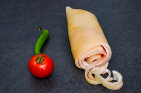 Mâncare tradițională de la producători locali - fără adaosuri